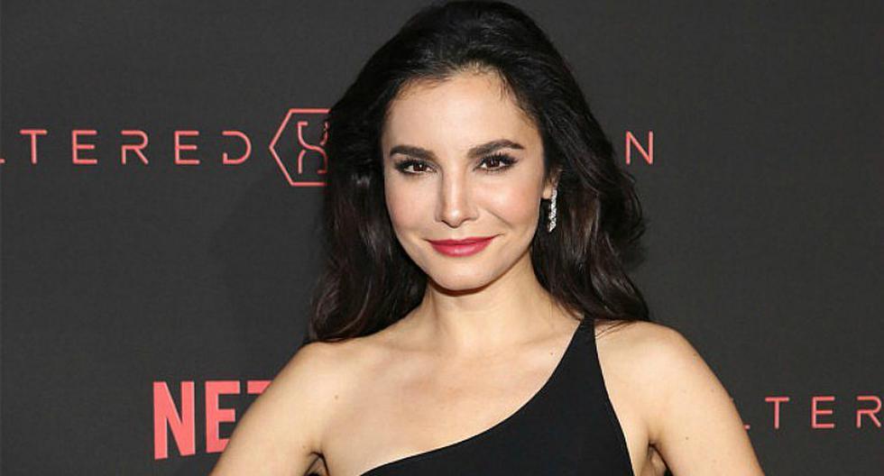 Netflix: Martha Higareda impacta con elegantes looks monocromáticos ...