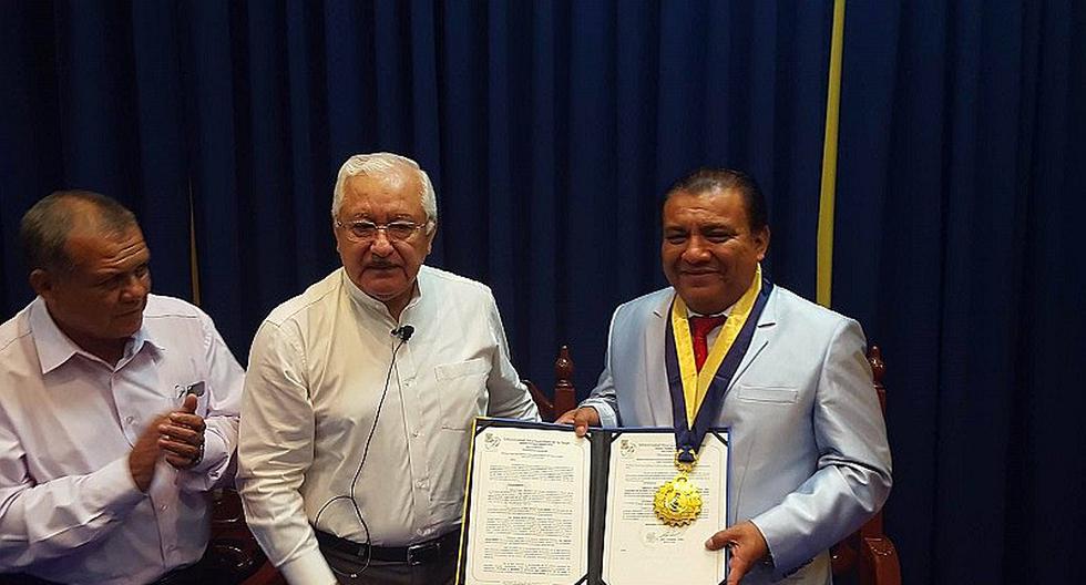 Manolo Rojas recibe máxima distinción por su trayectoria artística ...