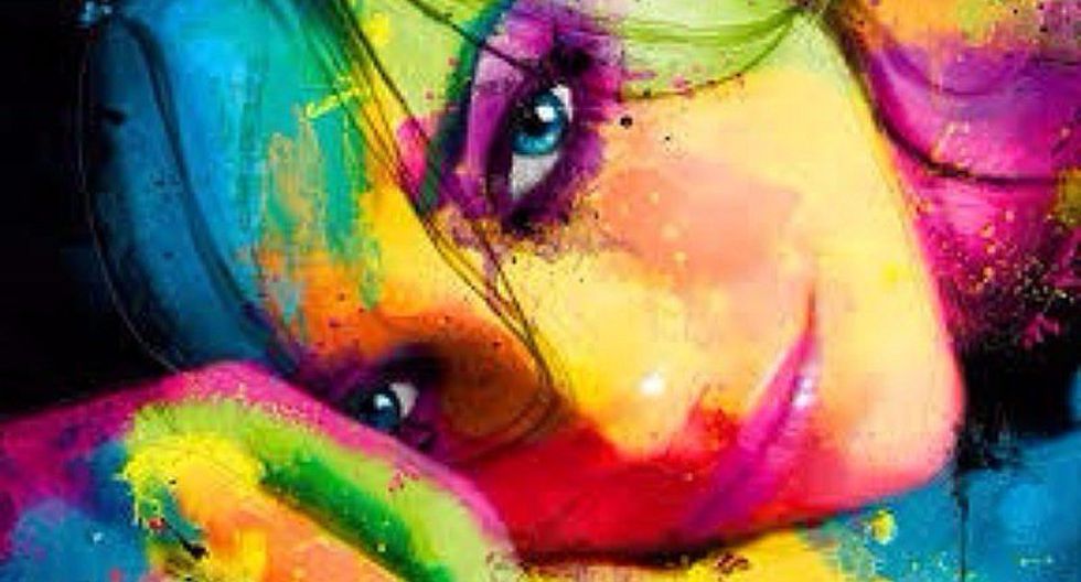 Conoce a una persona por su color favorito | Mujer | Ojo