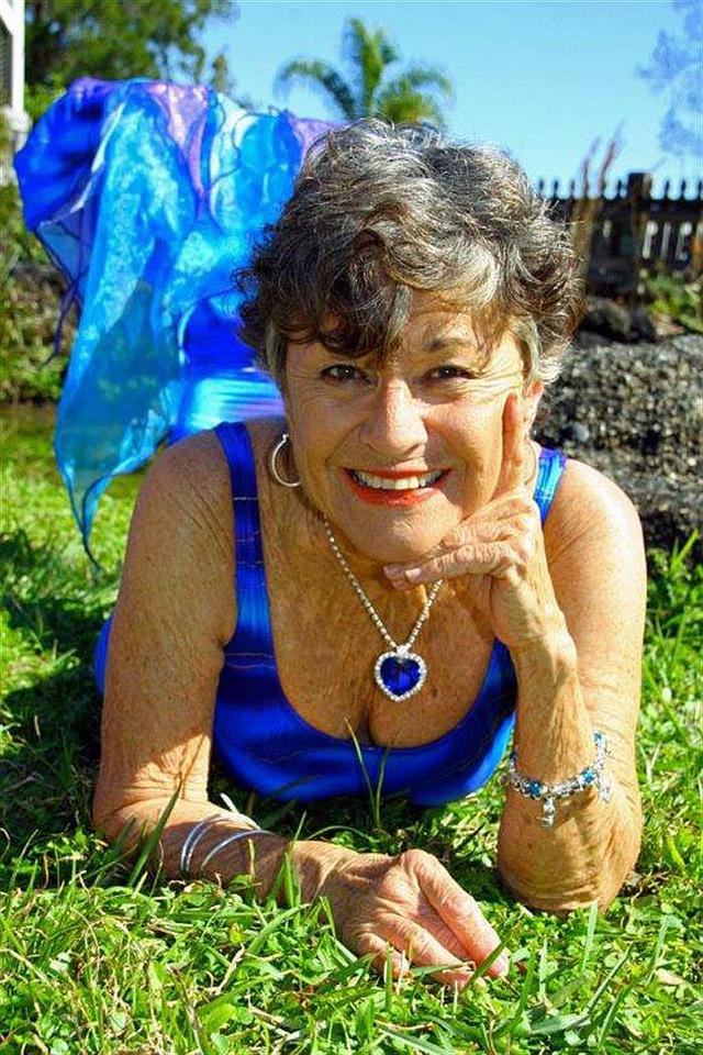 Vicki Smith, la "sirena" que se ha pasado más de 60 años bajo el agua ...