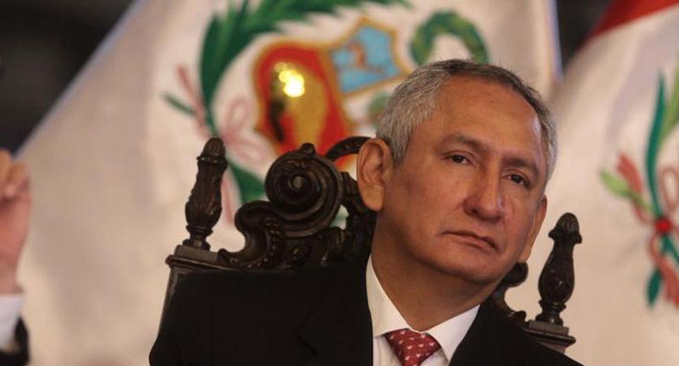 Juramenta nuevo Gabinete presidido por René Cornejo | ACTUALIDAD | OJO