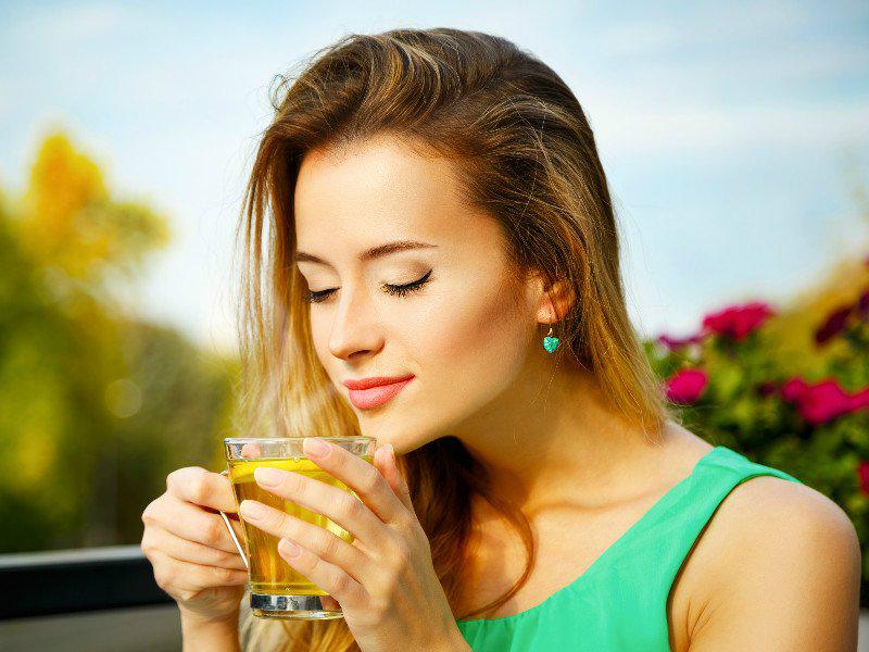 5 beneficios del té de apio que ni te imaginas | MUJER | OJO