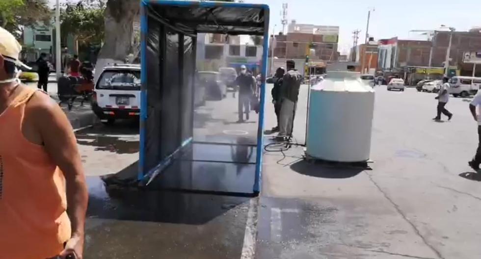 Ica: Instalan cámaras de desinfección en Plaza de Armas de Pisco y en ...