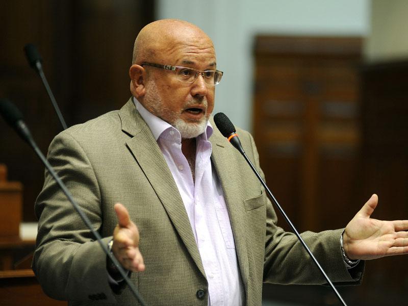 Carlos Bruce confirma rumor de maltrato que recibió por parte de Eliane ...