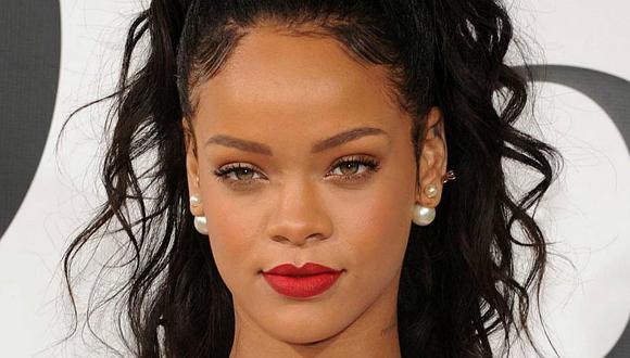 ¿Con rastas? Rihanna se somete a radical cambio de look | MUJER | OJO