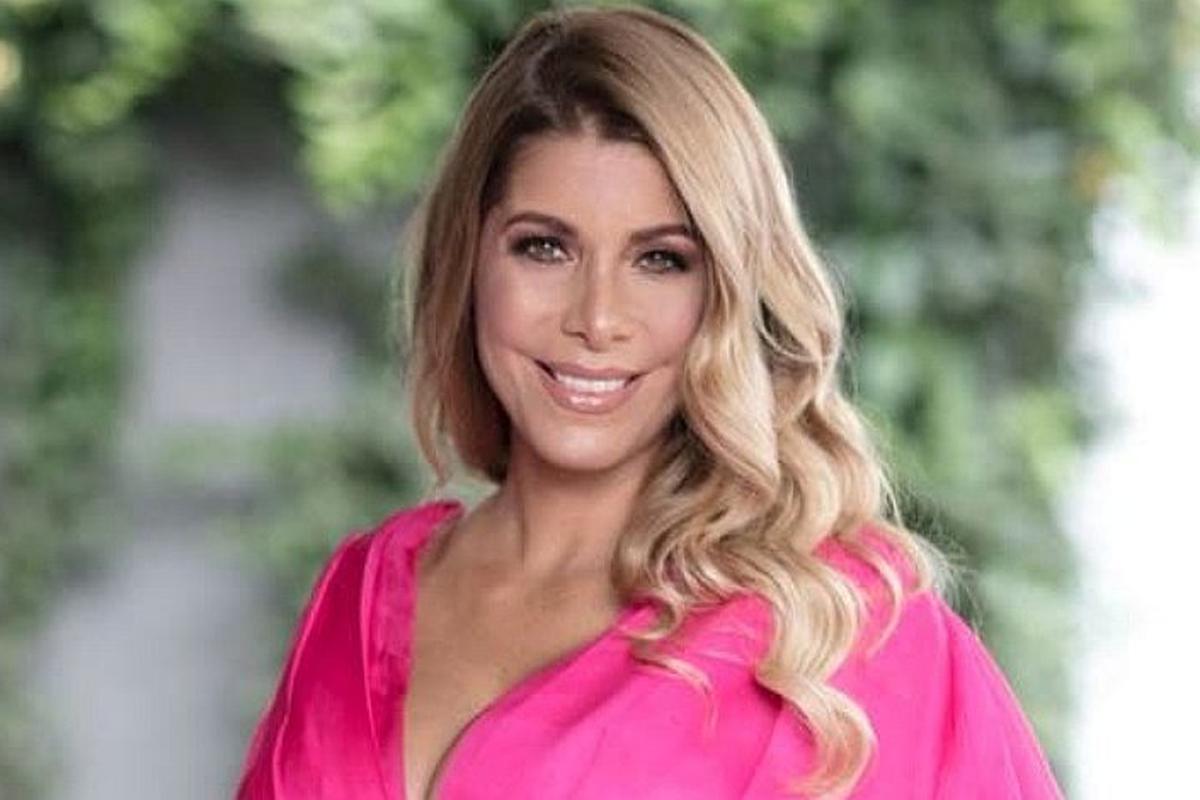 Viviana Rivasplata Y Su Esposo